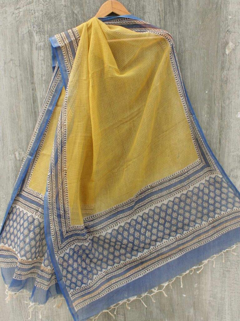 Tomato-Red Block-printed Kota dupatta – Shilphaat.com